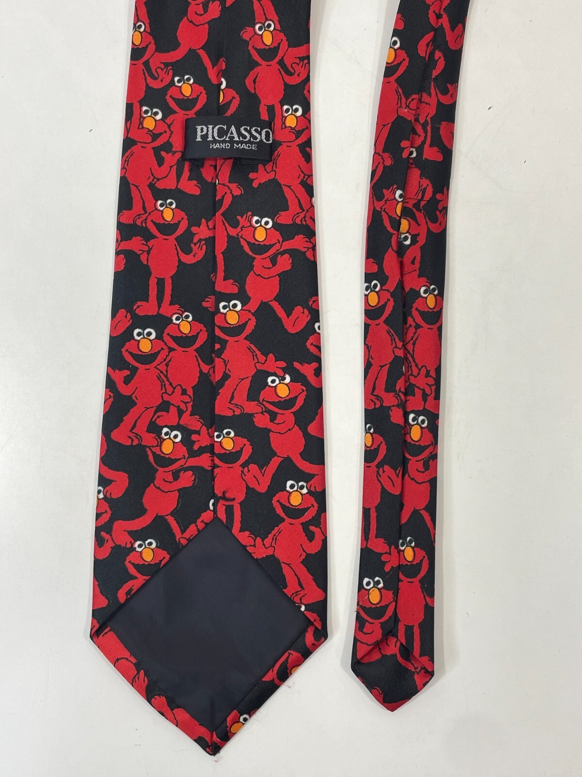 Picasso x Sesame Street “Elmo” Mens Neck Tie Novelty … - Gem