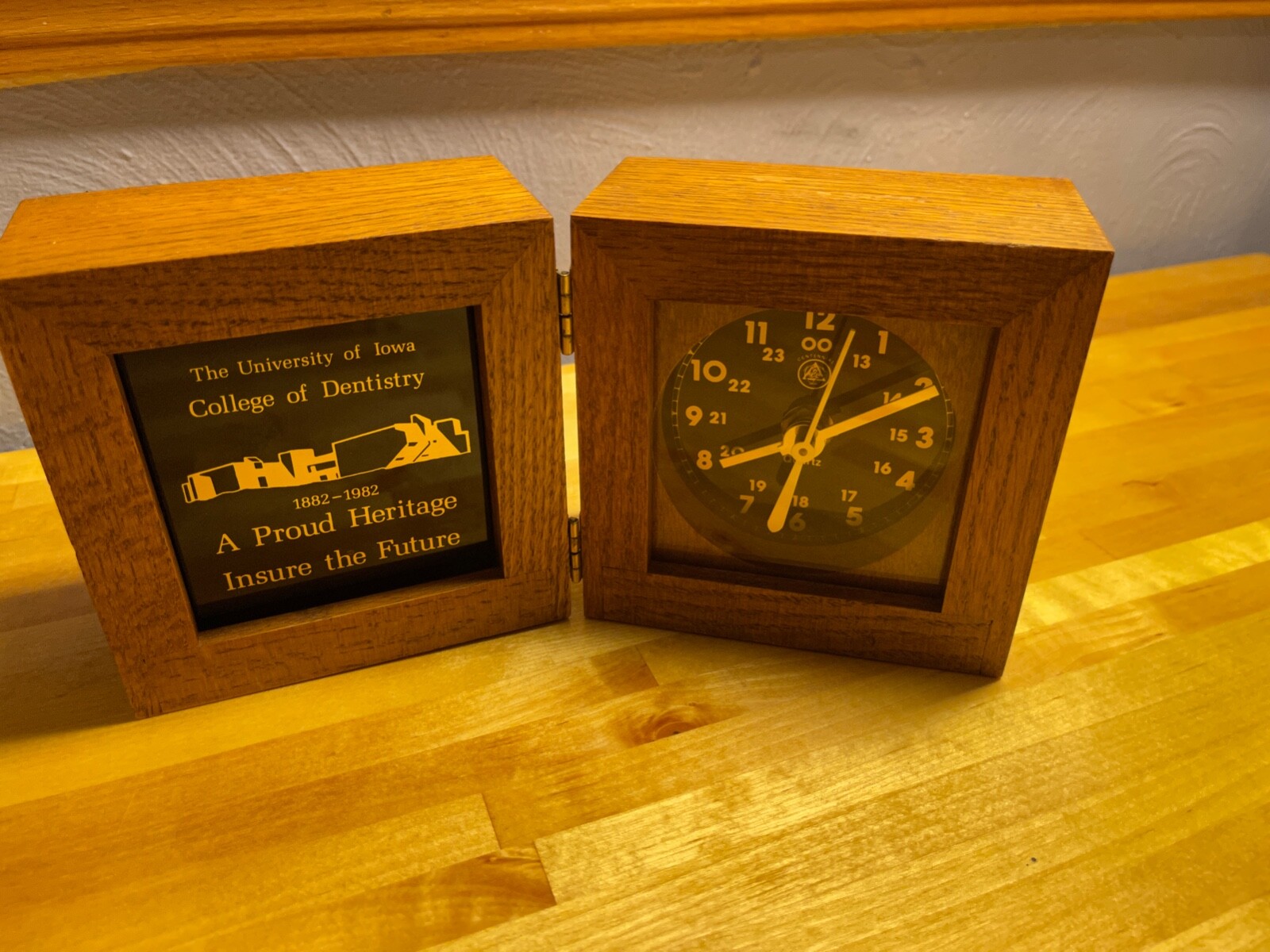 Vintage University of Iowa School of Dentistry Amana Society Hand ...