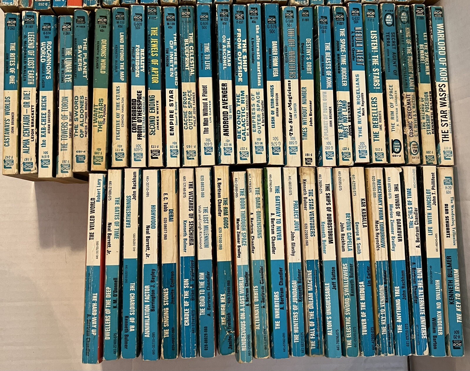 LOT OF 48 VINTAGE ACE DOUBLES SCIENCE FICTIONS PAPERBACKS | eBay