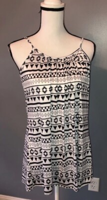 Suvimuga Size M tank NWOT! | eBay