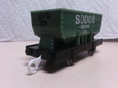 Thomas and Friends Trackmaster Sodor Mining Co Wagon Flipping Gold ...