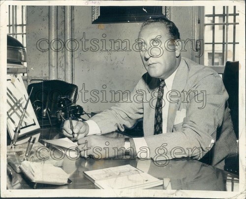 1946 Press Photo Cook County Prison Warden Frank Sain at Desk | eBay