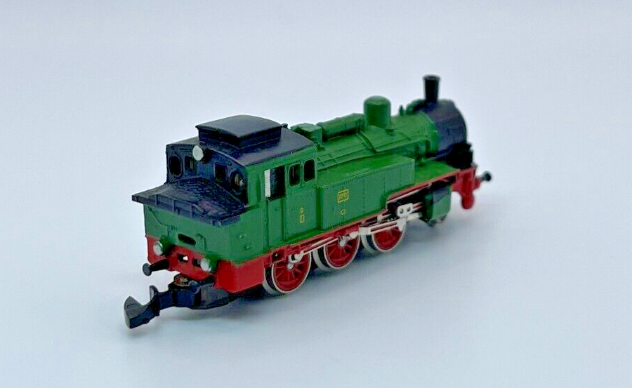 Marklin Mini-Club 8104 German Z Scale Steam Locomotive/Passenger Car ...