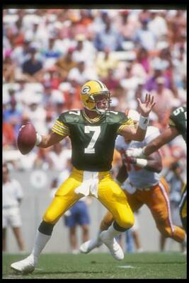 FOOTBALL Quarterback Don Majkowski Of The Green Bay Packers 1992 OLD ...