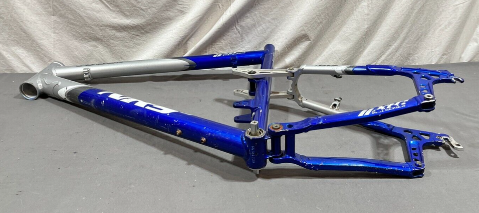 2002 Giant XTC Pro Series NRS 3 22" SL Aluxx Aluminum Mountain Bike ...