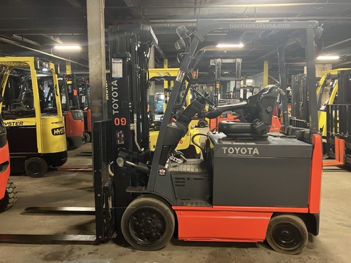 2020 Toyota 6000 LB Electric Forklift With Triple Side Shift 3200 Hours ...