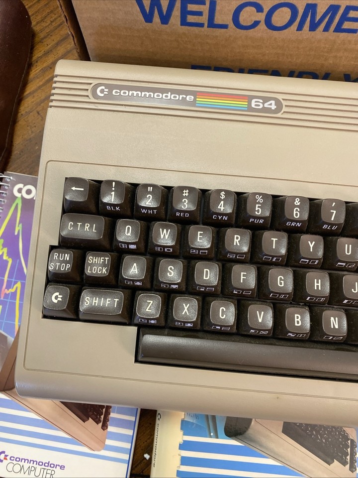 Vintage Commodore 64 Personal Computer System W/Original Box / Manual ...