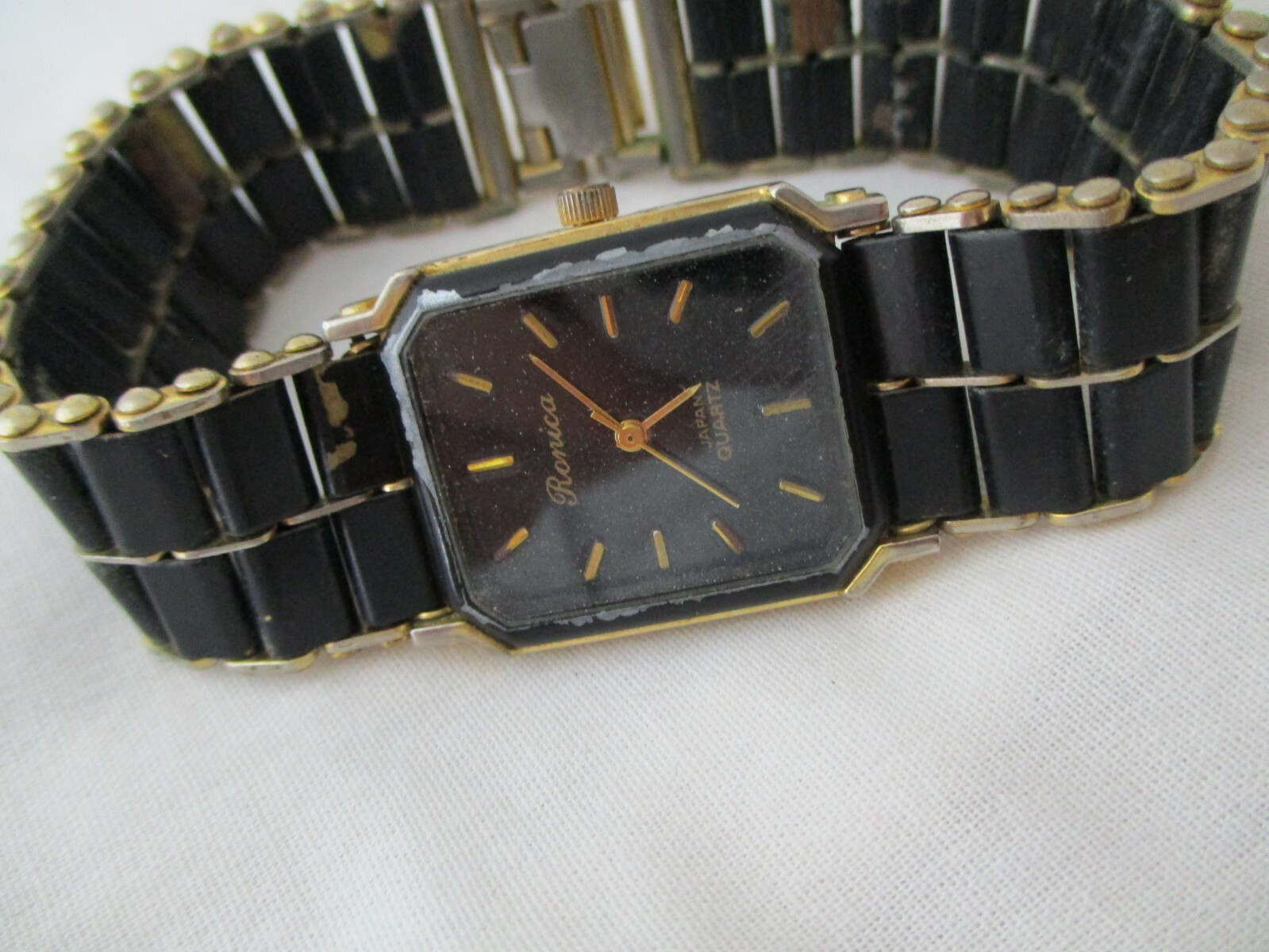 Ronica Watch Rectangular Gold Toned & Black Link Band Modern Stylish ...