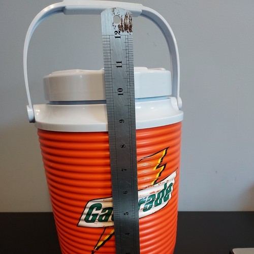 VTG Rubbermaid Gatorade 1 Gallon Water Jug Cooler spout & handle | eBay