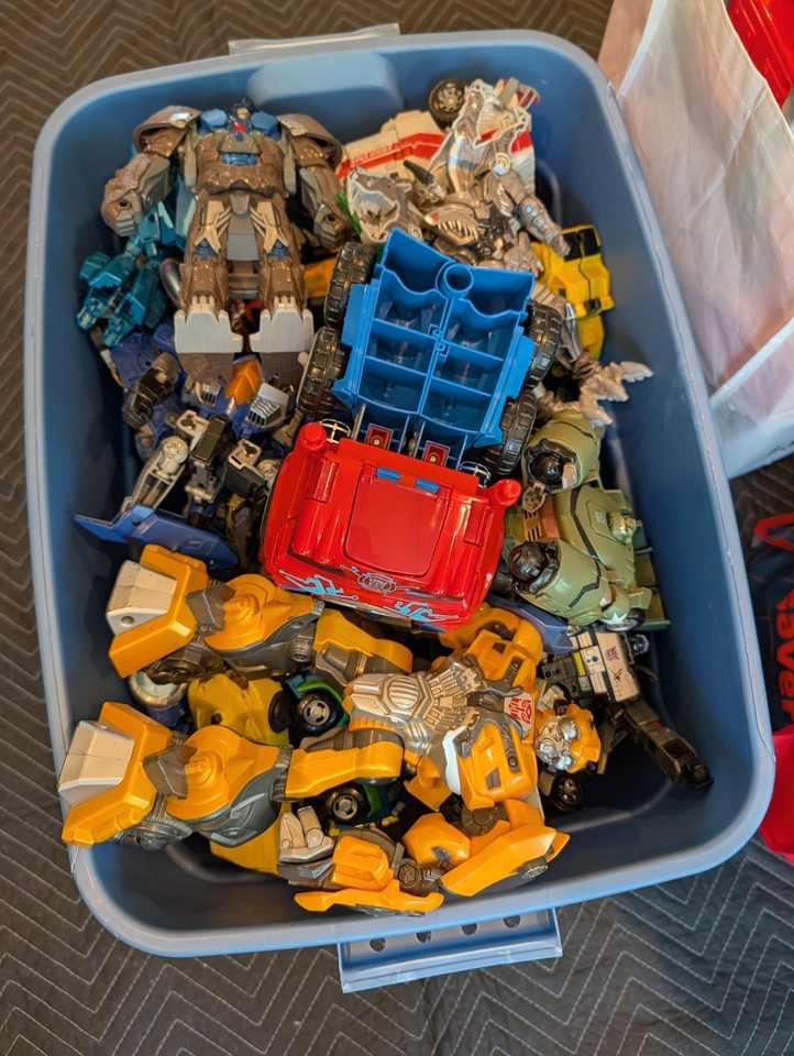 Huge Transformers Toy Lot 45+LBS!!!!!! | eBay