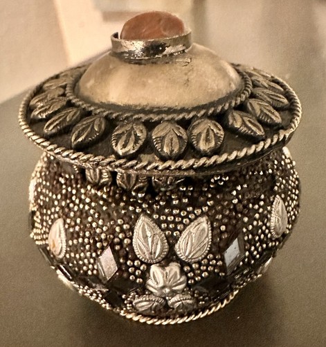 Vintage Beautiful Silver Snuff Box Jeweled, Ornate, Topped With A ...