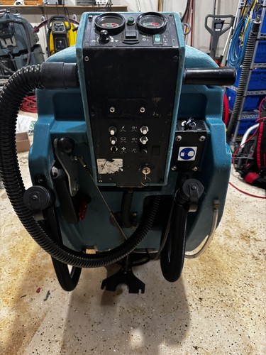 Tennant 5400 Commercial Auto Scrubber Refurbished | eBay