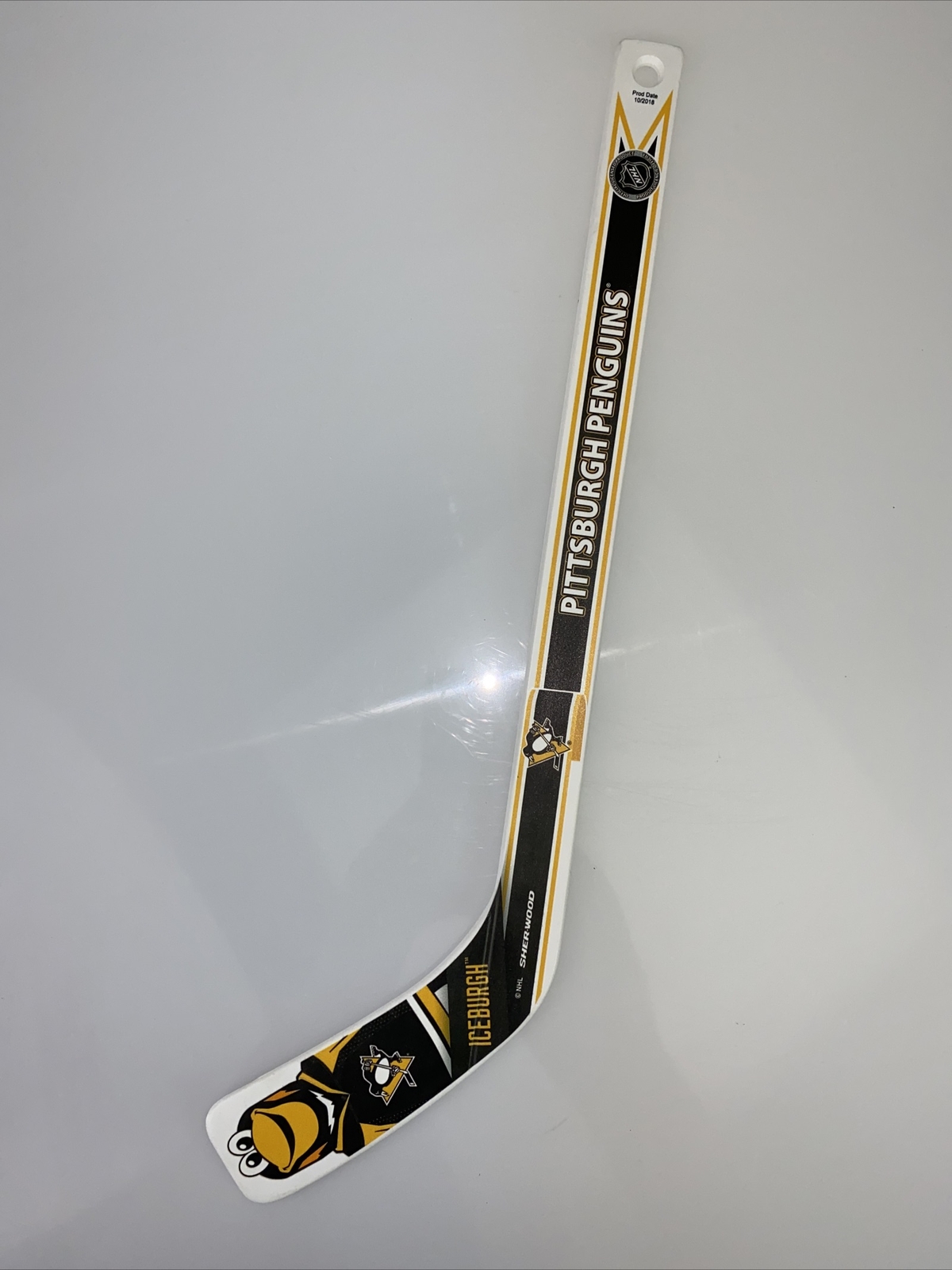 Pittsburgh Penguins Iceburgh NHL Mini White Hockey Stick Sher-Wood | eBay