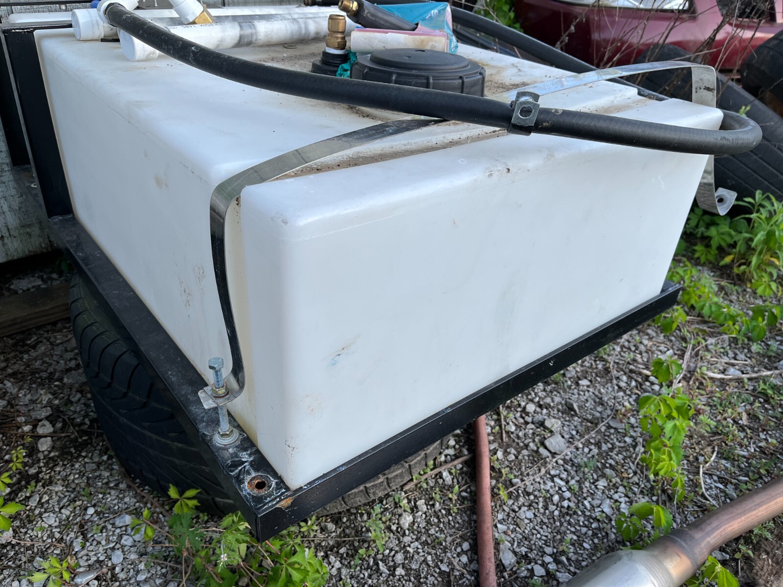 25 GALLON PEST SPRAYER, 12 VOLT 100 PSI PUMP, COX MANUAL REEL, 200 FEET ...