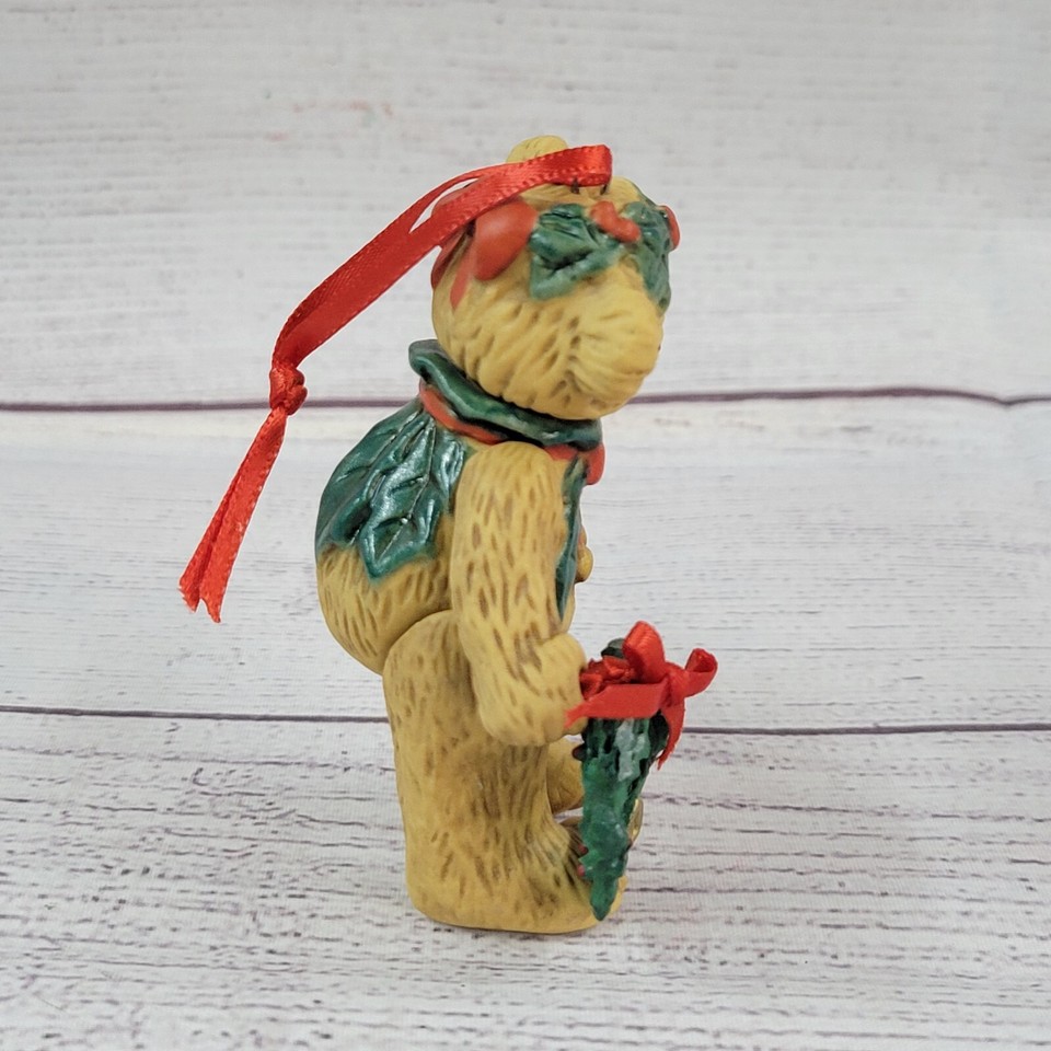 Hallmark Keepsake Collectors Series (Gift Bearers) Christmas Ornament ...