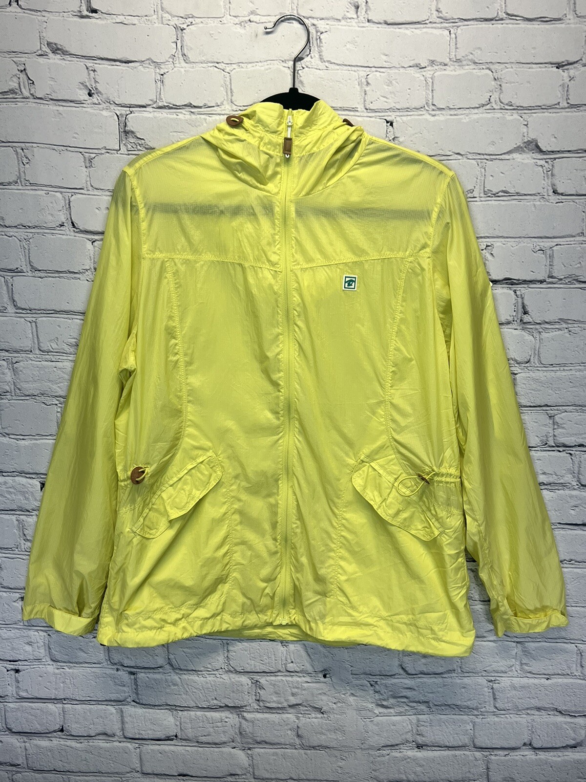 Toread Travelax Women’s XXL Neon Green Ultra Lightweight Hiking Running ...