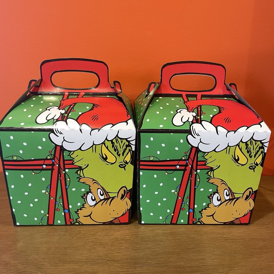 2x McDonald's Grinch Meal Boxes, Salt Packs And Shaker Bags Christmas 2025 | eBay