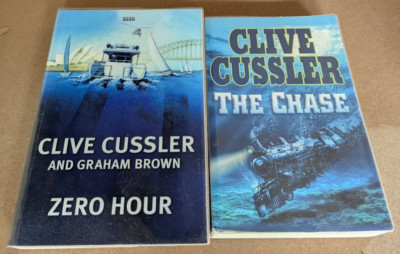 Clive Cussler: Job lot collection of 2 LARGE PRINT adult fiction books ...