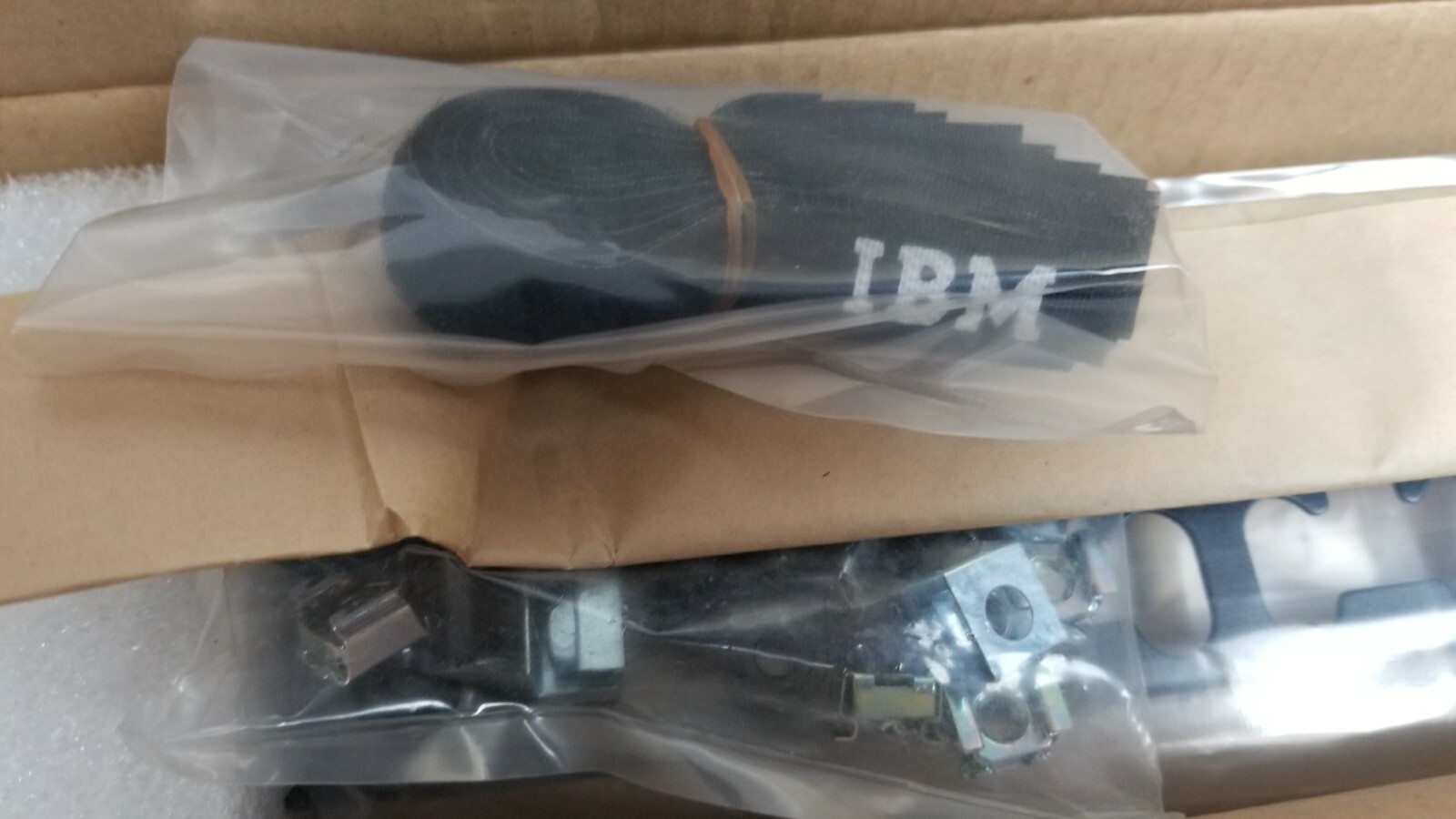 IBM 39Y8941 DPI C13 Enterprise 12-Outlet Power Distribution Unit 9306 ...