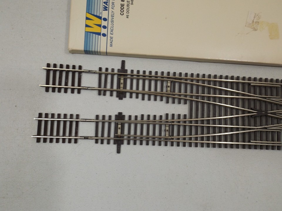 HO Walthers #6 double crossover track in original box | eBay