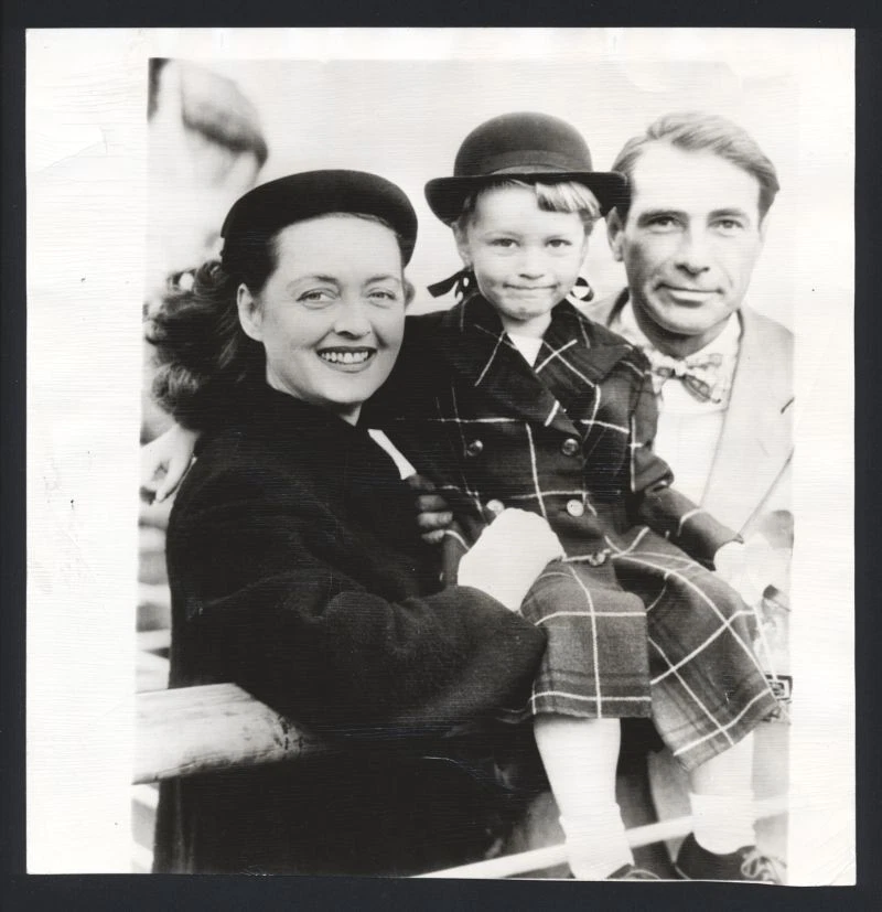 Gary Merrill And Bette Davis