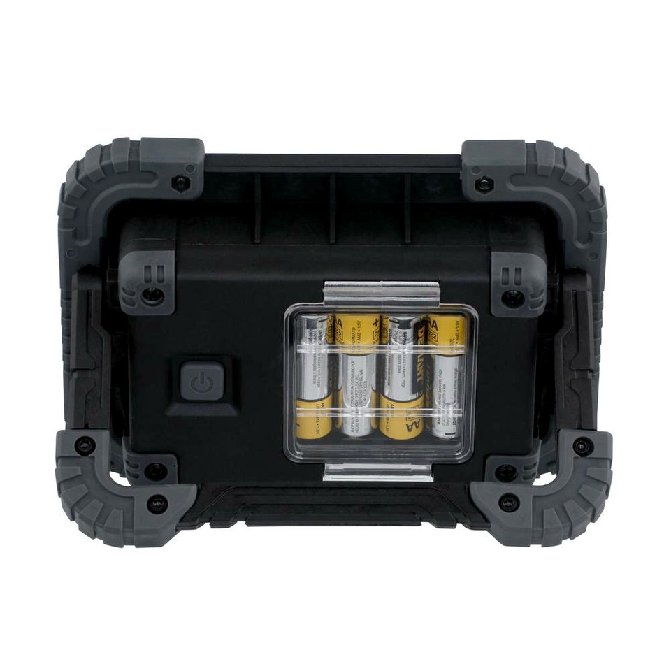 Defiant 500-Lumen Super Bright LED Work Light Unique Design Batteries ...