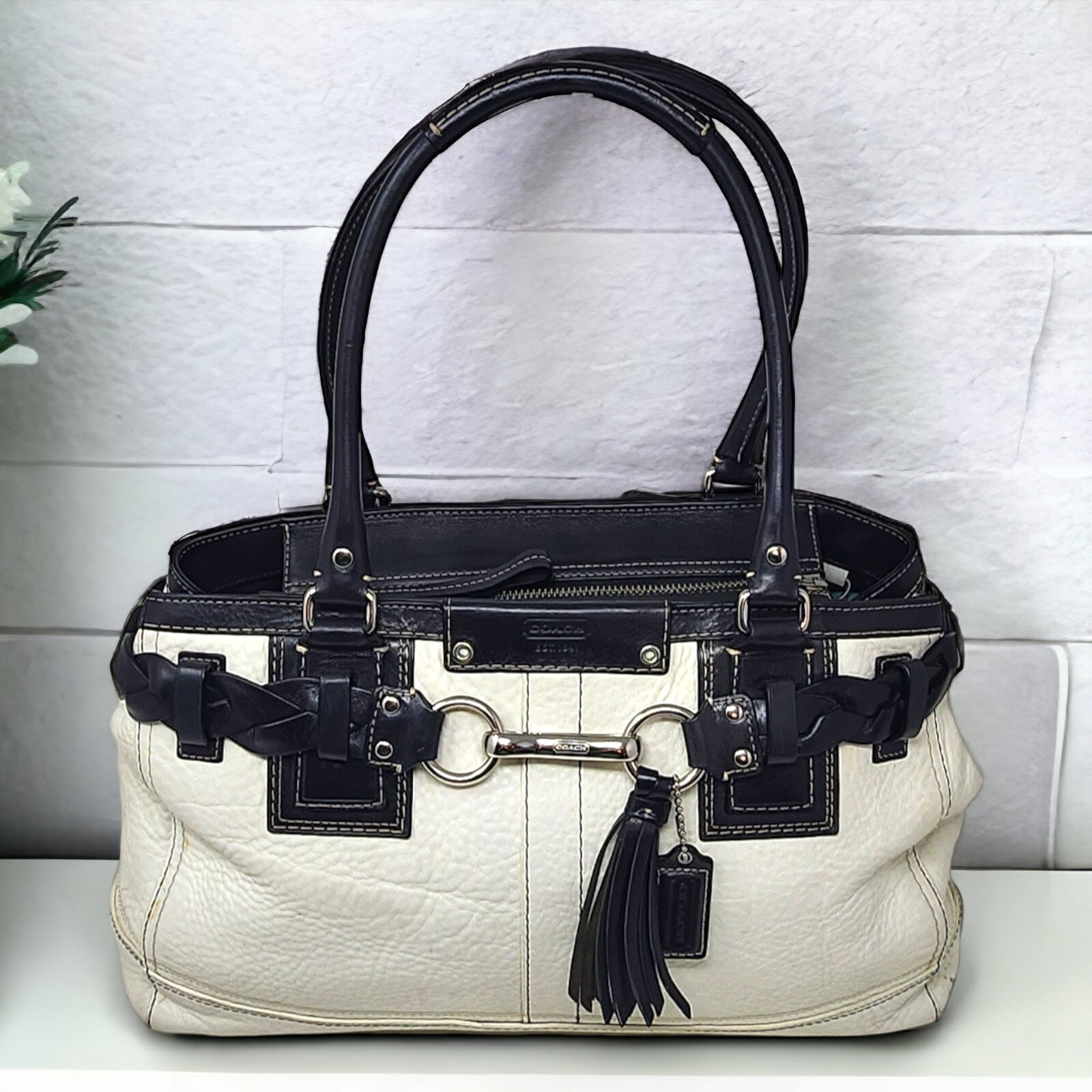Coach Hampton White And Black Leather Carryall Braid … - Gem