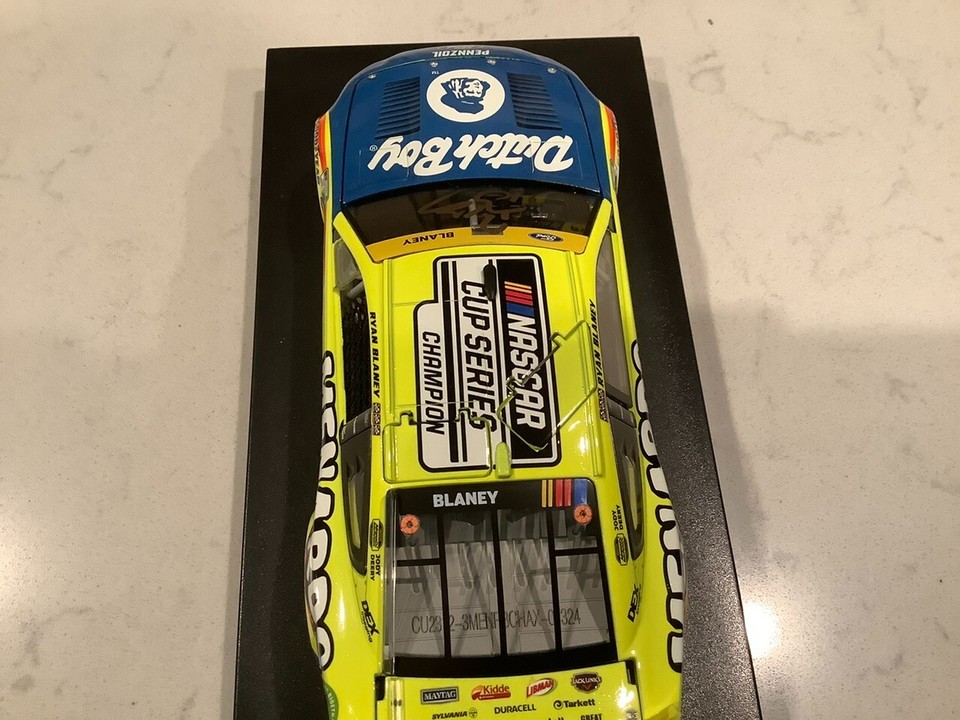 RYAN BLANEY AUTOGRAPHED 2023 MENARDS DUTCH BOY CHAMP DIECAST & REPLICA ...