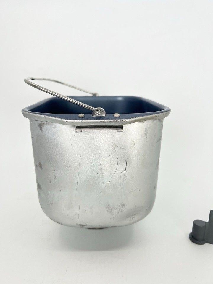 Sunbeam Oster Bread Maker Pan and Paddle 5858 5834 5833 5846 5890 5838 ...