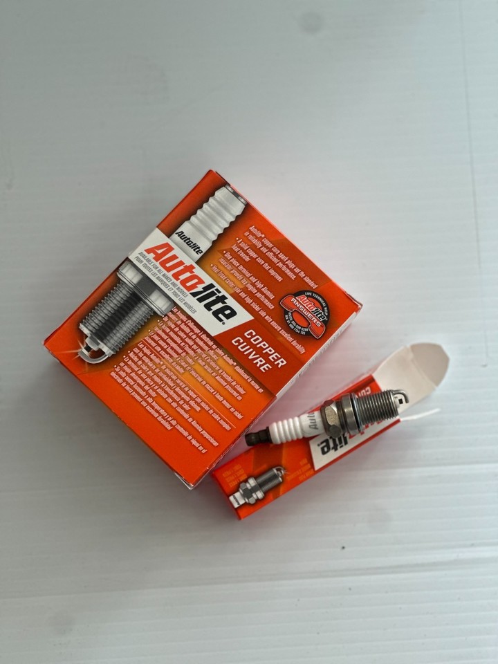 Autolite 8 pc Copper Core 3924 Spark Plugs for W6B AGSP32 7938 7373 71 ...