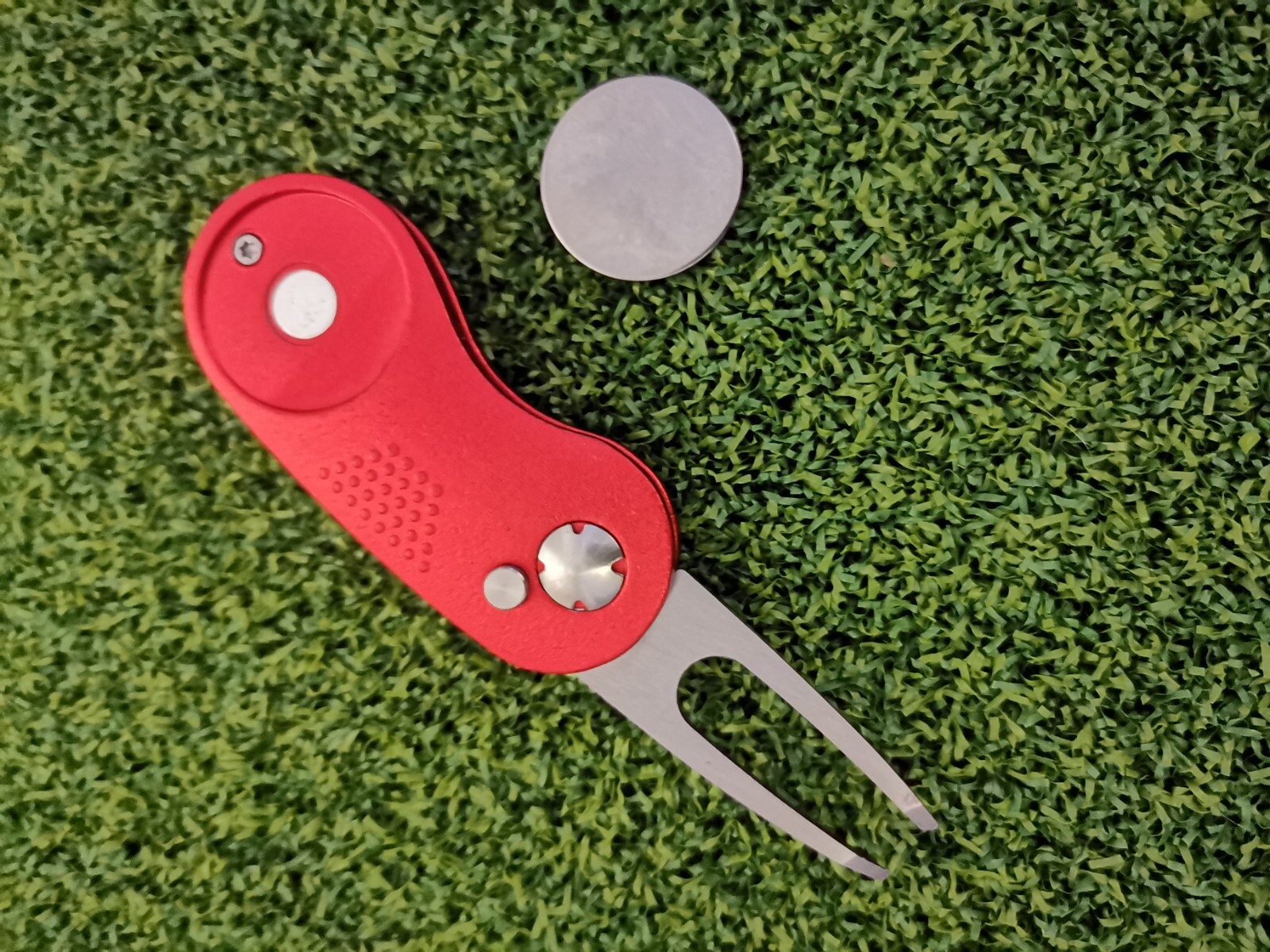 Personalised, switchblade Golf Divot / pitch repair tool with ball ...