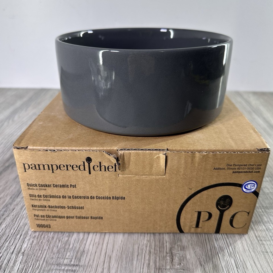 Pampered Chef Ceramic Pot With Vented Silicone Lid #100043 For Quick ...