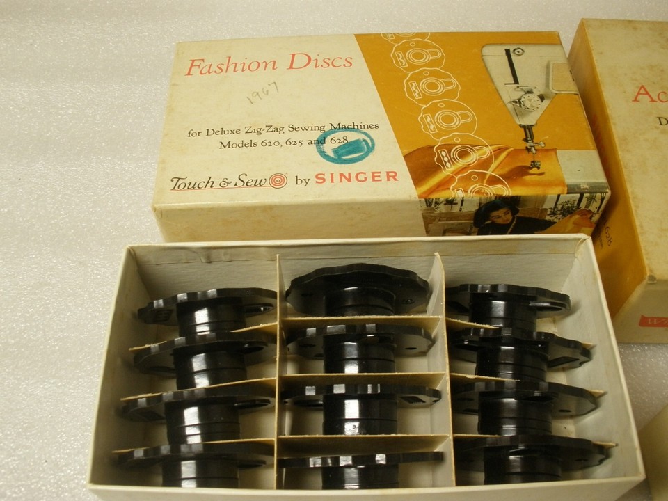 Vtg Singer Touch & Sew Deluxe Zig Zag Accessories Fashion Discs 620 625 ...
