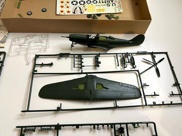 #507 MONOGRAM P-39 AIRACOBRA 1:48 AIRPLANE MODEL KIT #PA227 PARTIALLY ASSEMBLED | eBay