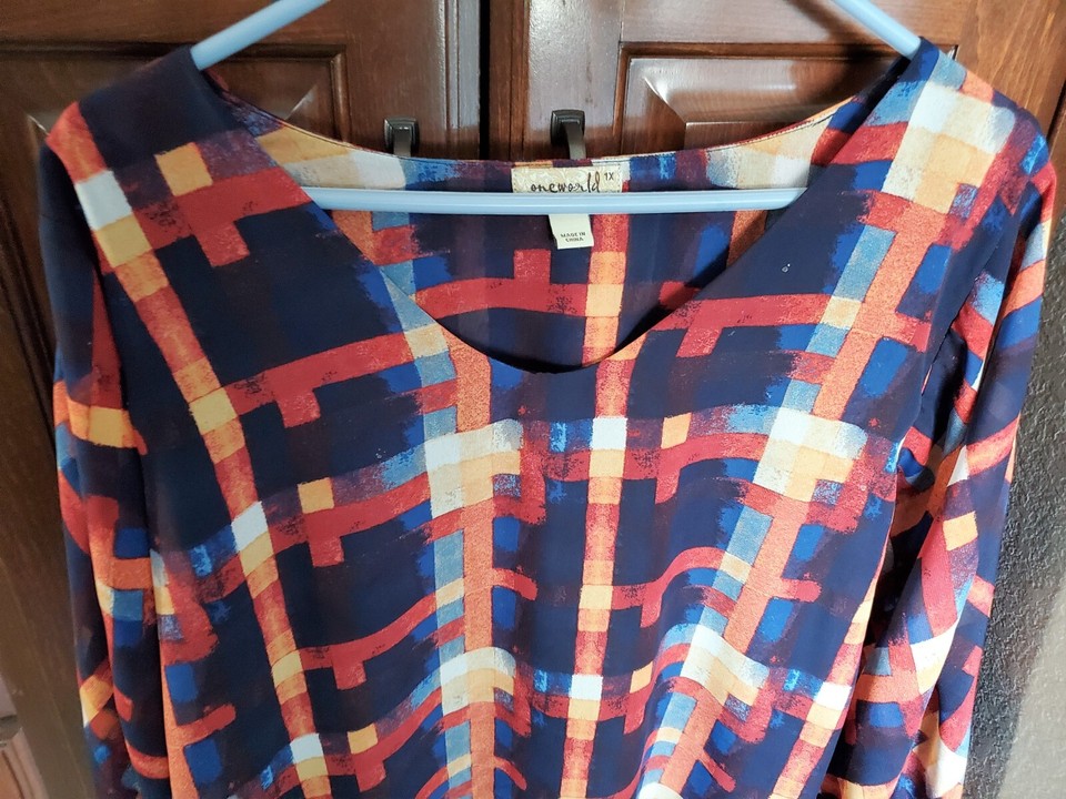 EUC - ONE WORLD (live and let live) 1X - Polyester Colorful ...