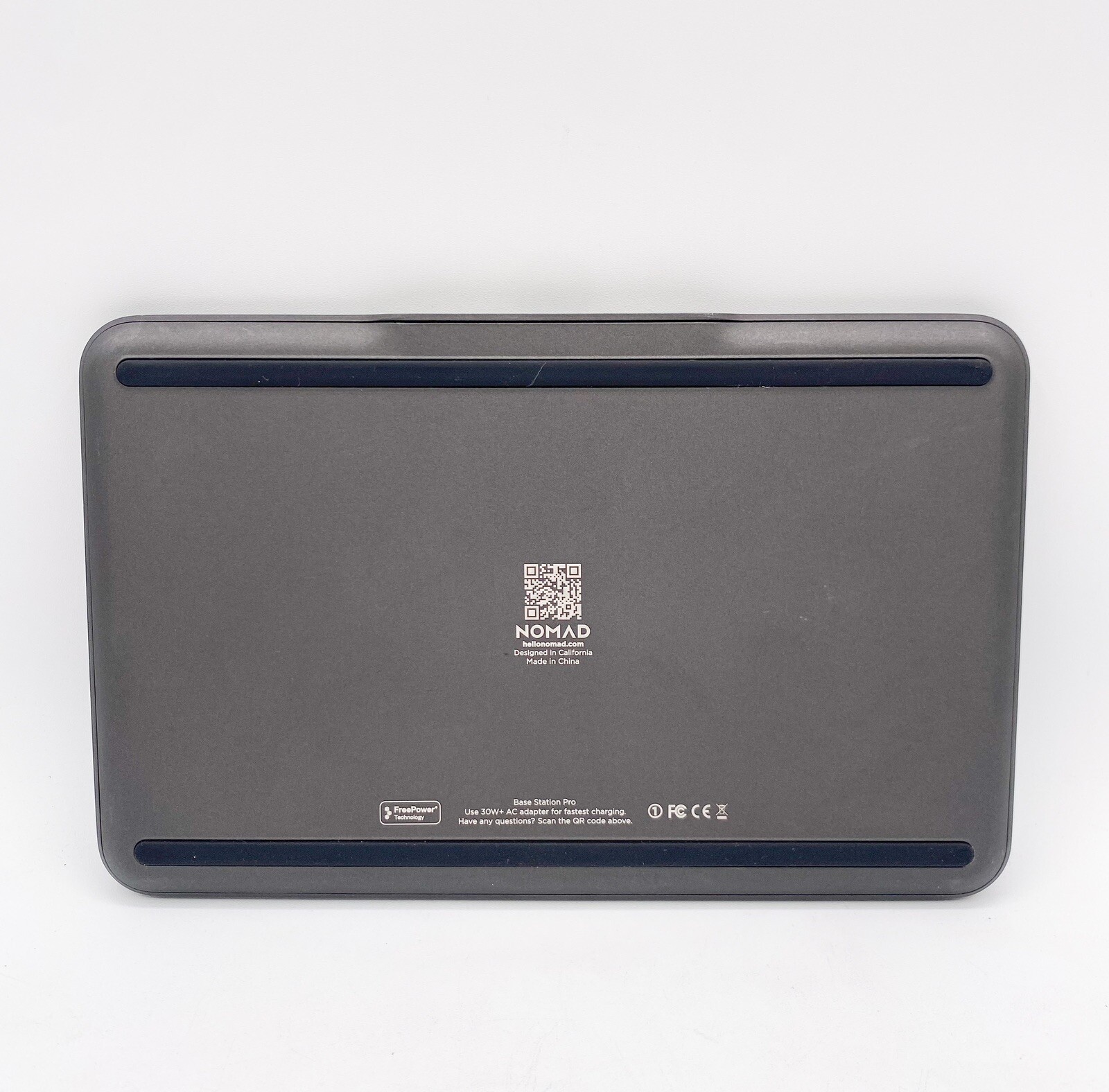 Nomad Base Station Pro 7.5W Flat Qi Wireless Charger - Black - NO POWER CORD | eBay