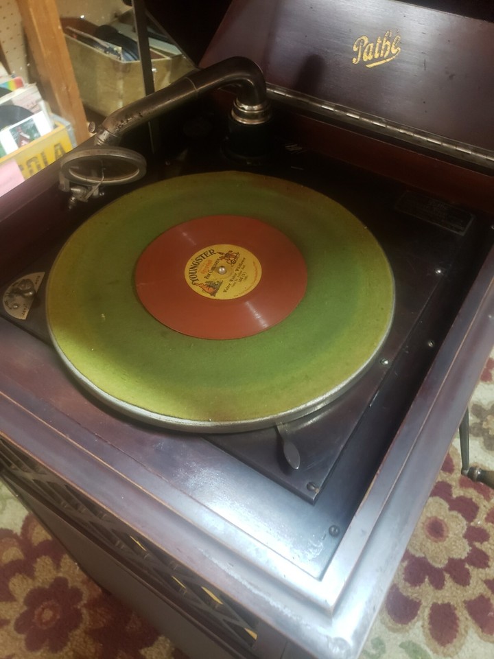 1918 Golden Oak Pathe Phonograph Model VII 78 Record Player | eBay