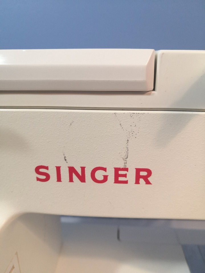 Vintage Singer Sewing Machine Model 5830C W With Foot Pedal | eBay