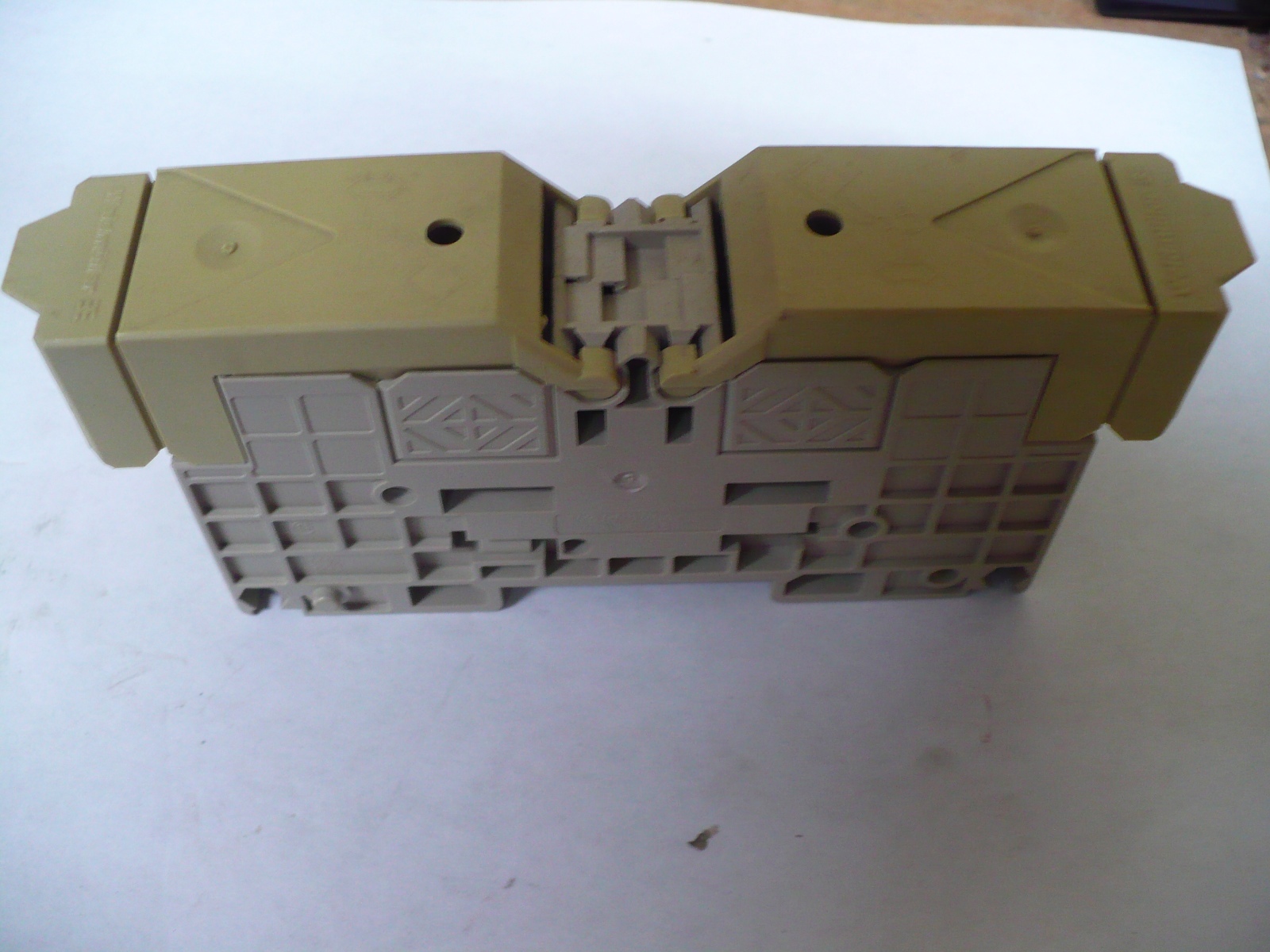 Weidmuller WFF 35 Terminal Block, 125A, 1P,1000VAC, 35mm^2, New