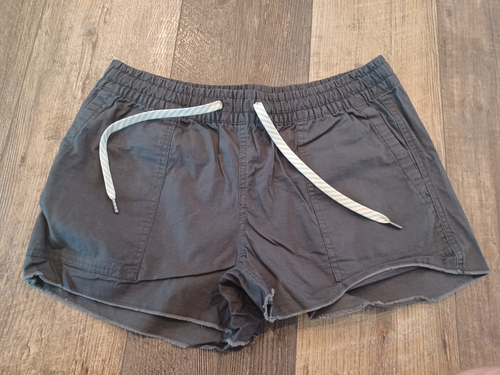 Vuori Shorts Women'sgray 3" Vintage Ripstop Drawstring Outdoor Hiking ...