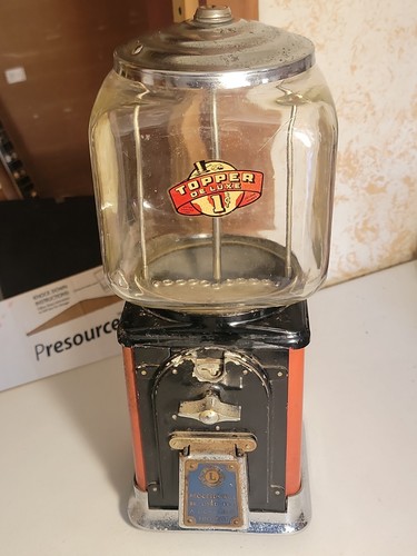 Vintage Topper Deluxe 1 Cent Gumball Machine Lions International ...