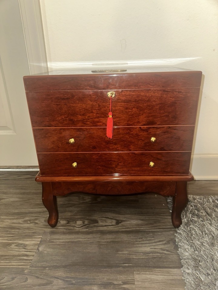 1915 Thompson & Co Royal Chest/Table Cigar Box 300 Capacity Humidor ...