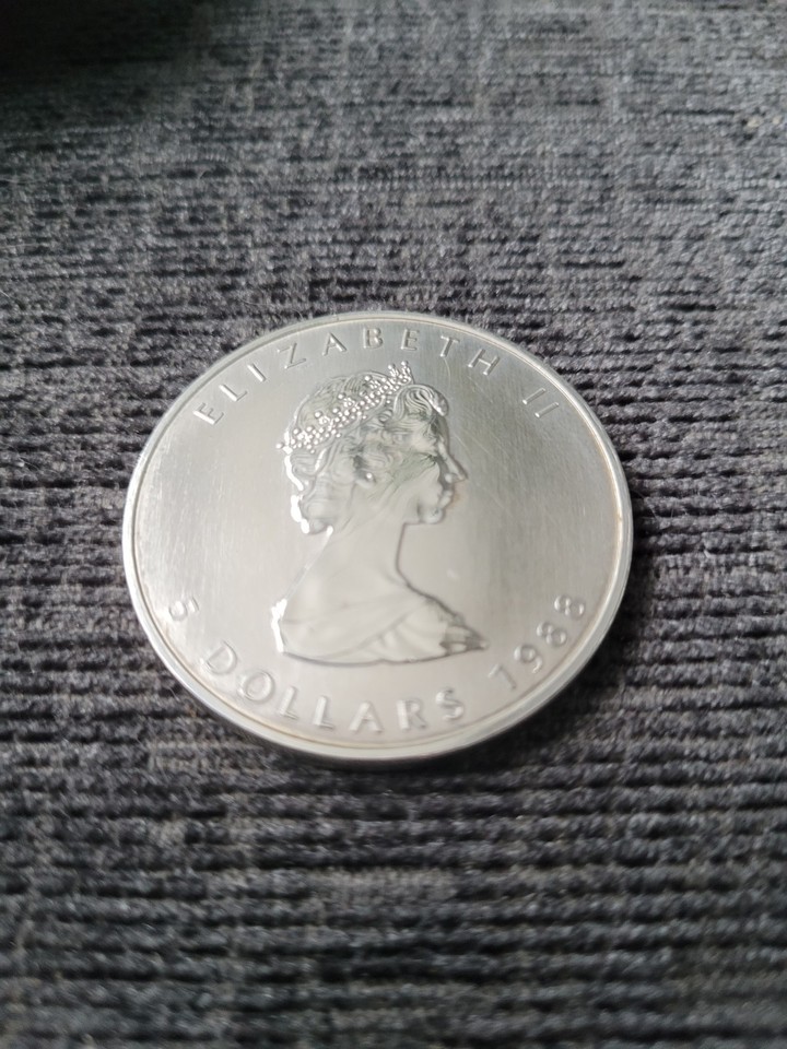 1oz Silver queen Royal Canadian Maple Leaf Bullion Coin 0.999 Fine ...