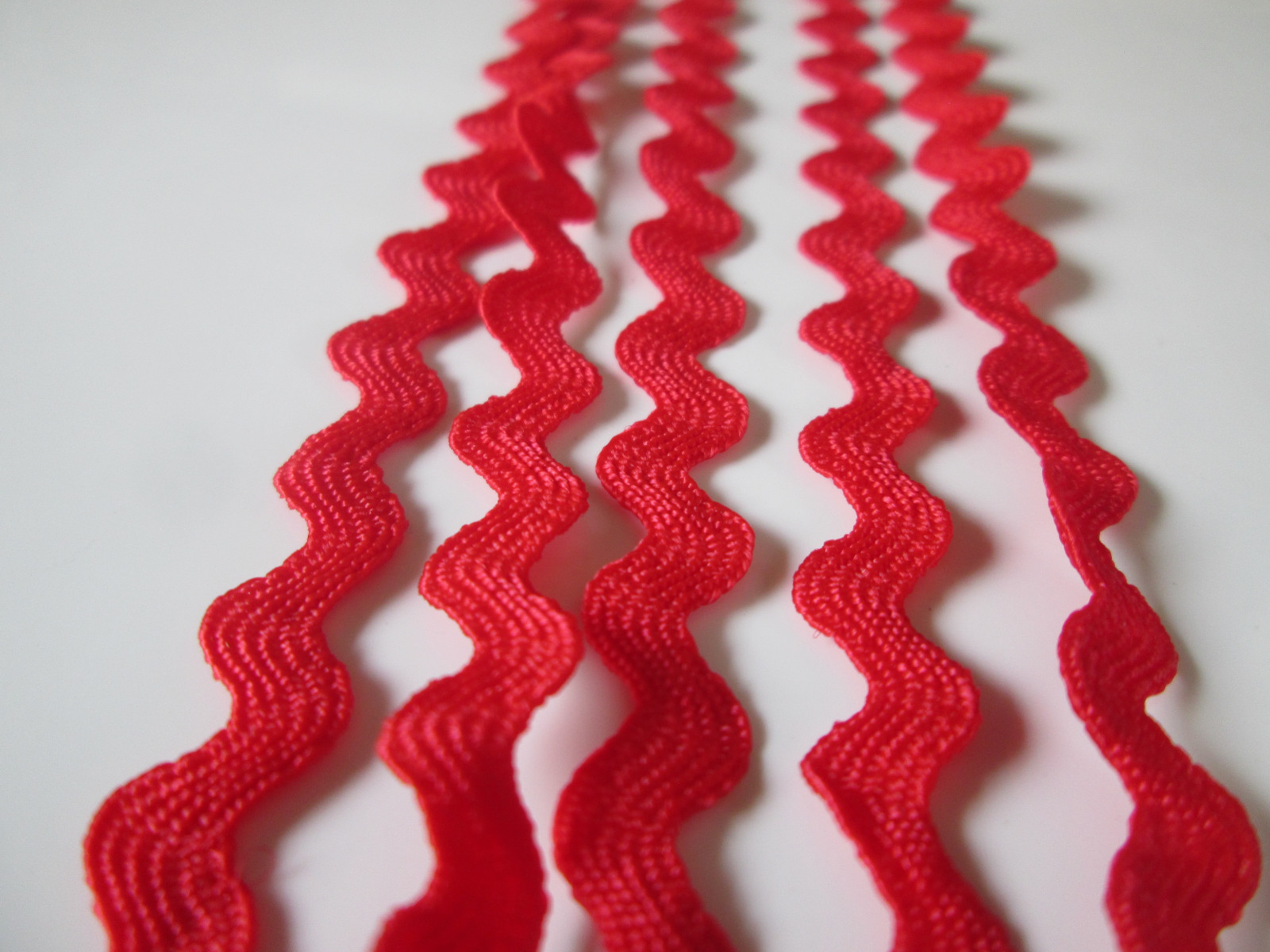 13 METER Zick Zack Zic Zac Border Lace Eleganta Red 5mm RR 006 | eBay.de