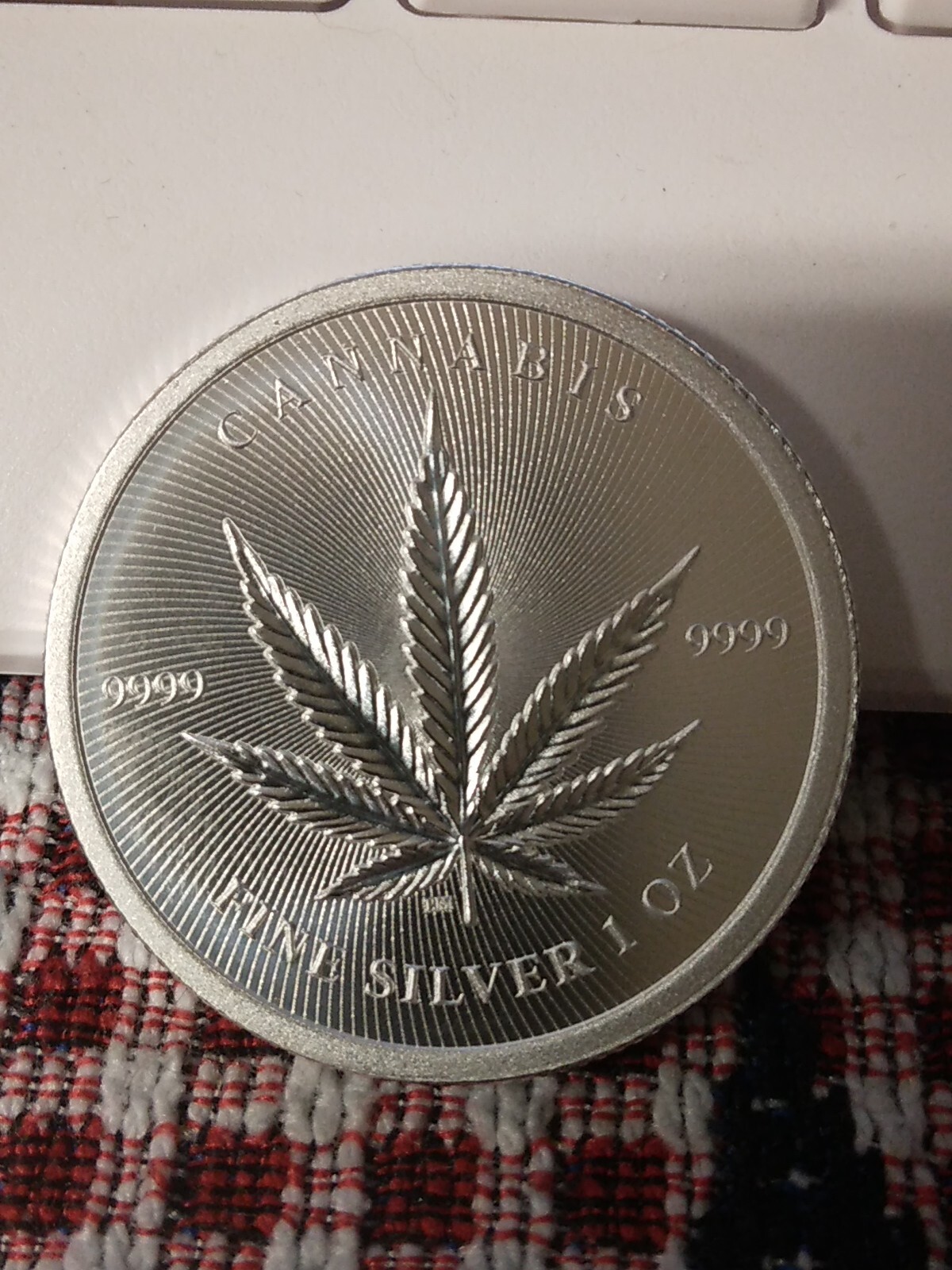 2024 CANNABIS 1 Oz Silver Coin 5000 Francs Chad in capsule .9999 LOT ...