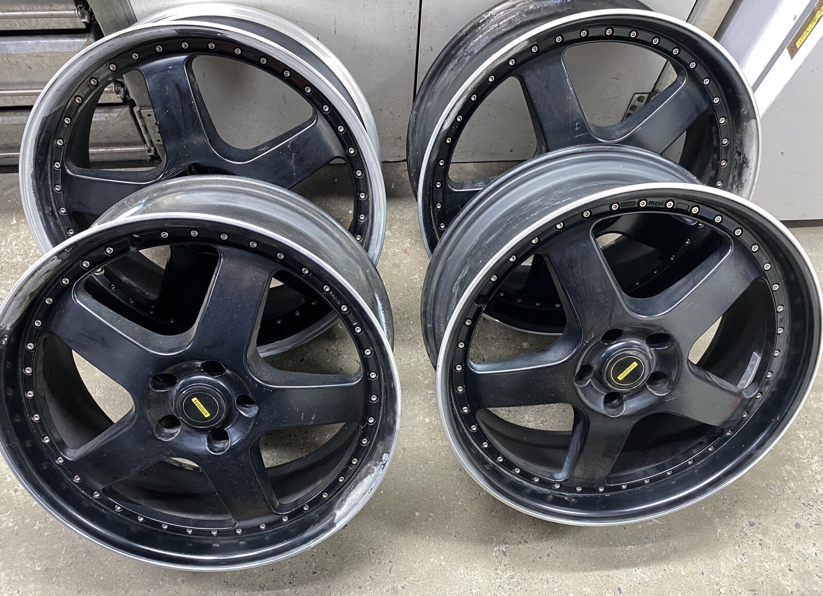 simmons wheels commodore 20” X 8.5 Set Of 4 Wheels One Peice Design | eBay