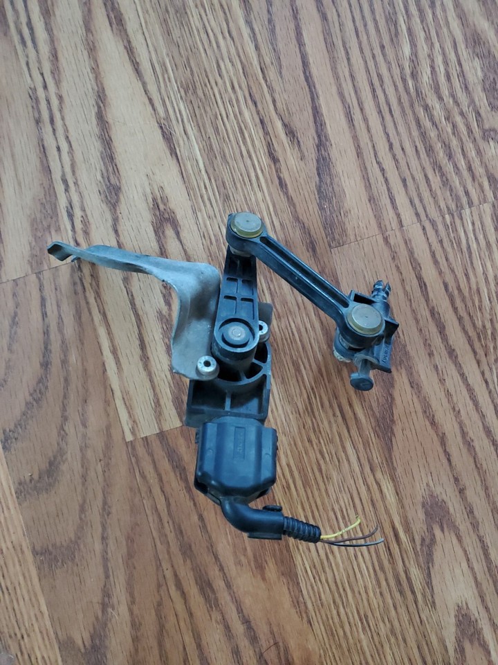 Genuine Front Left Suspension Headlight Level Sensor Audi Q7 Cayenne ...