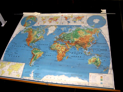 World Maps - Roll Up Map