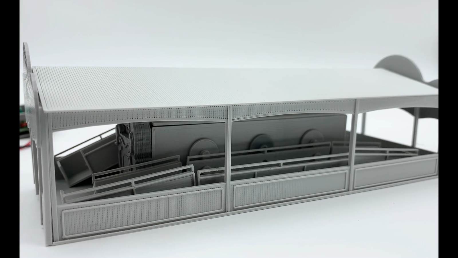 DAPR - OO Gauge Model Railway Scenery Kit - Motorised Cakewalk ...