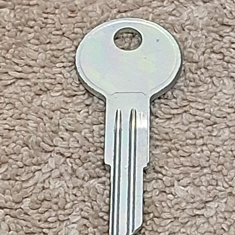 Curtis IN-4 Key Blanks Lot Of 5 NOS Locksmith | eBay UK